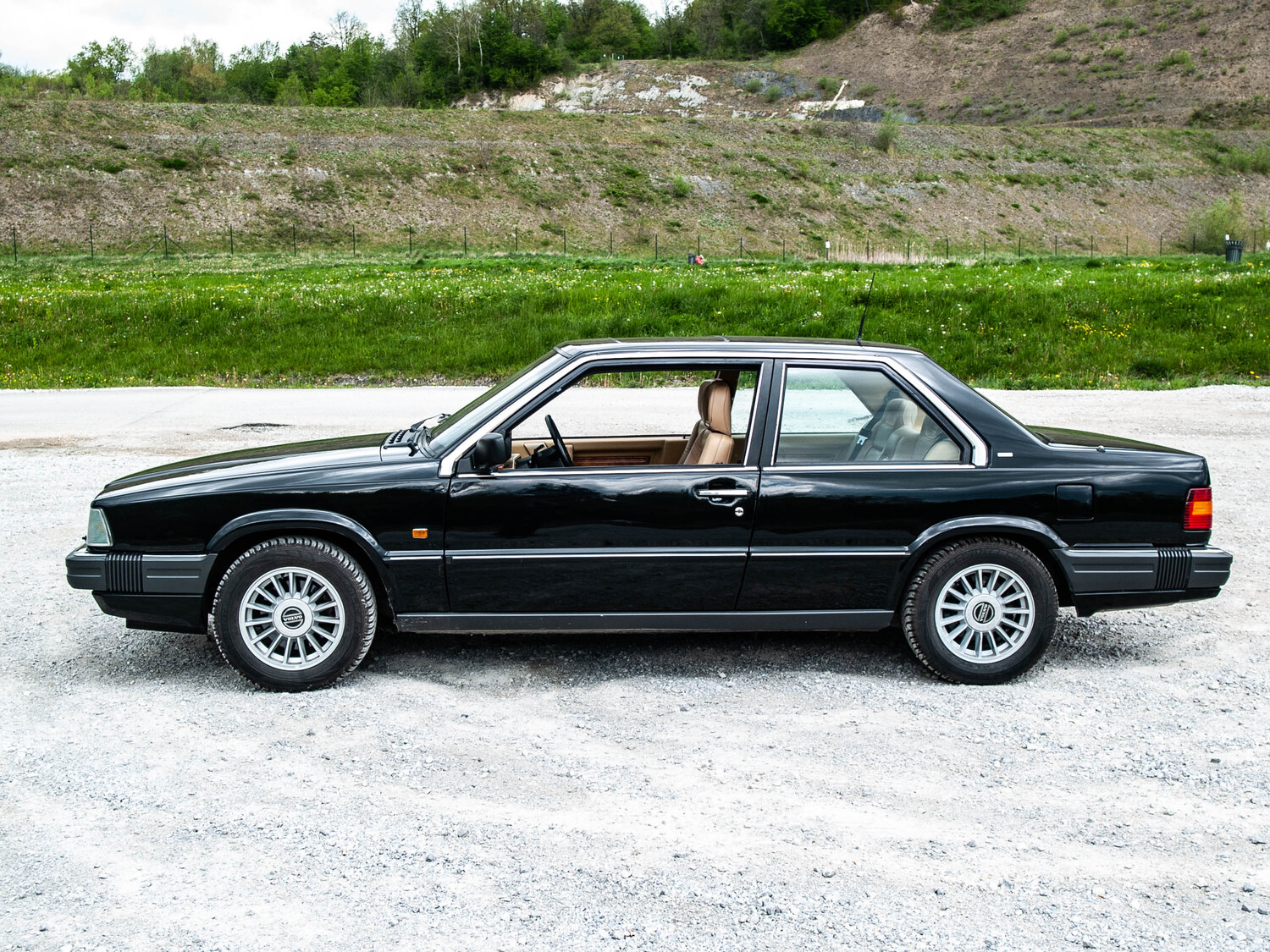Auction VOLVO 780 COUPE 2.0 TURBO from 1988 for sale at ClassicCarSharks